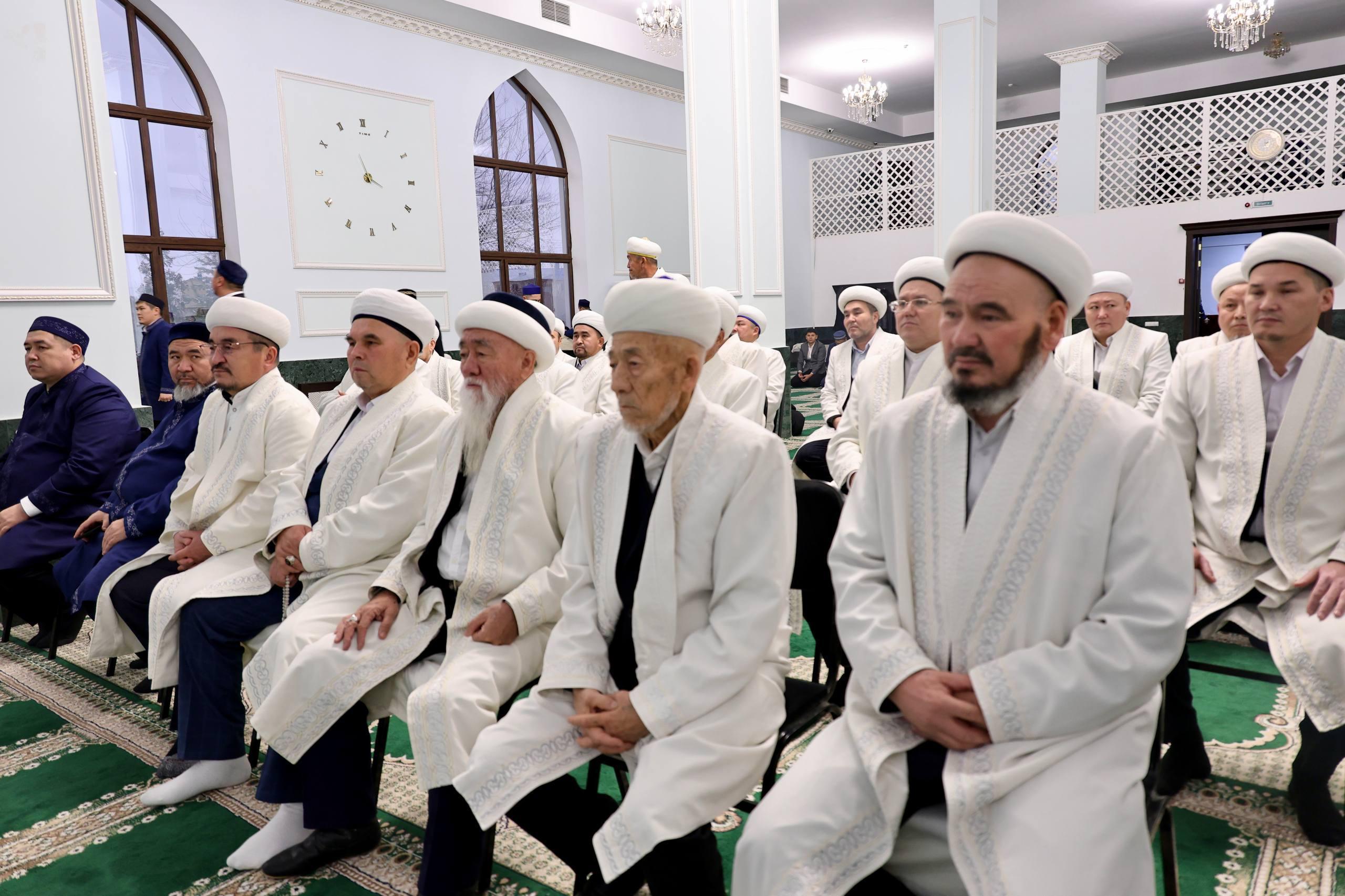 ИМАМЫ АЛМАТИНСКОЙ ОБЛАСТИ НАГРАЖДЕНЫ ЮБИЛЕЙНЫМИ МЕДАЛЯМИ - Официальный ...